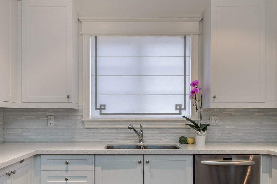 Grey Border Flat Linen Roman Shade with Greek Key Design – LOGANOVA Shades